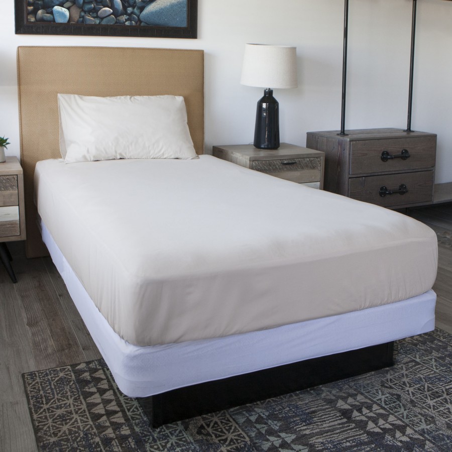 Conni Mattress Protector - Whitecross