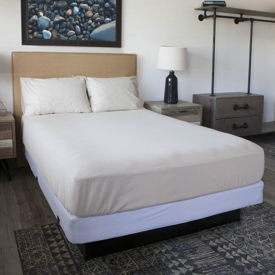 Conni Mattress Protector - Whitecross